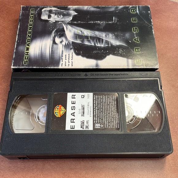 Warner Bros. | Media | Eraser 48 Vhs Eraser Arnold Schwarzenegger James ...